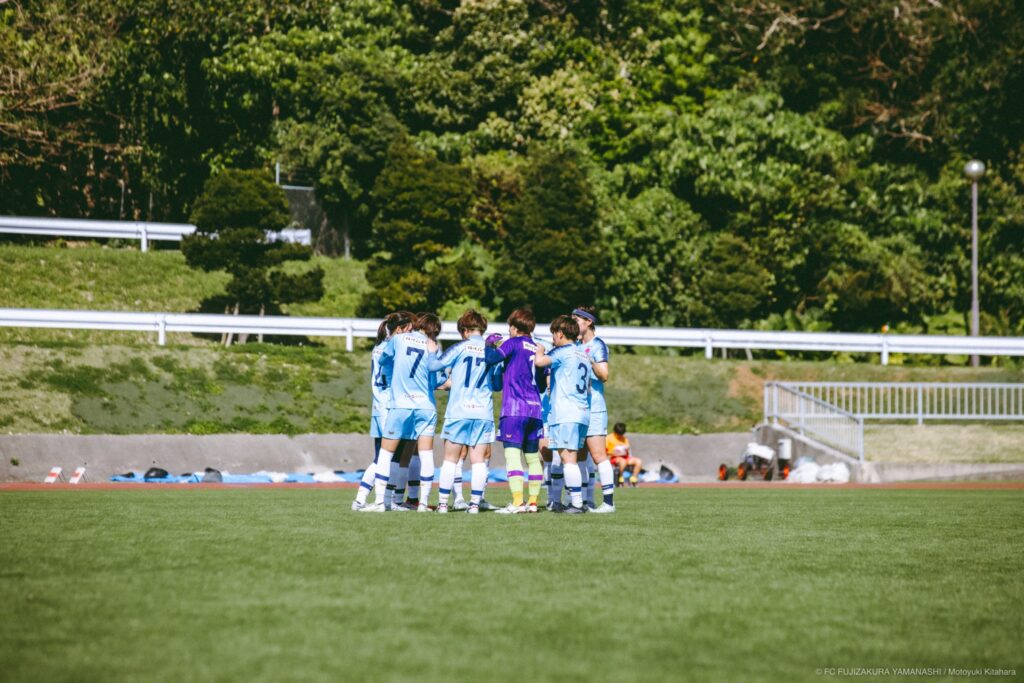 【メディア】3/19 YBS山梨放送「山梨スピリッツ」にFCふじざくら山梨が出演 | FCふじざくら山梨
